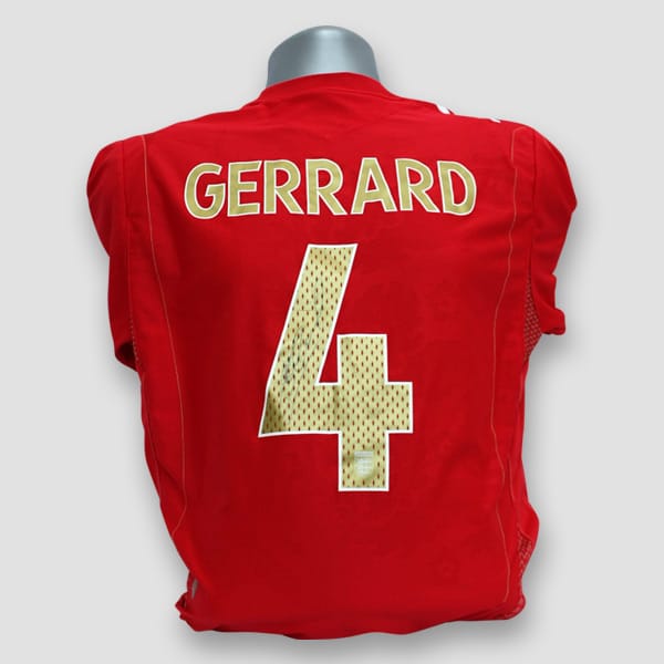 Liverpool FC shirt signed by Steven Gerrard (Faded Signature) | MFM ...